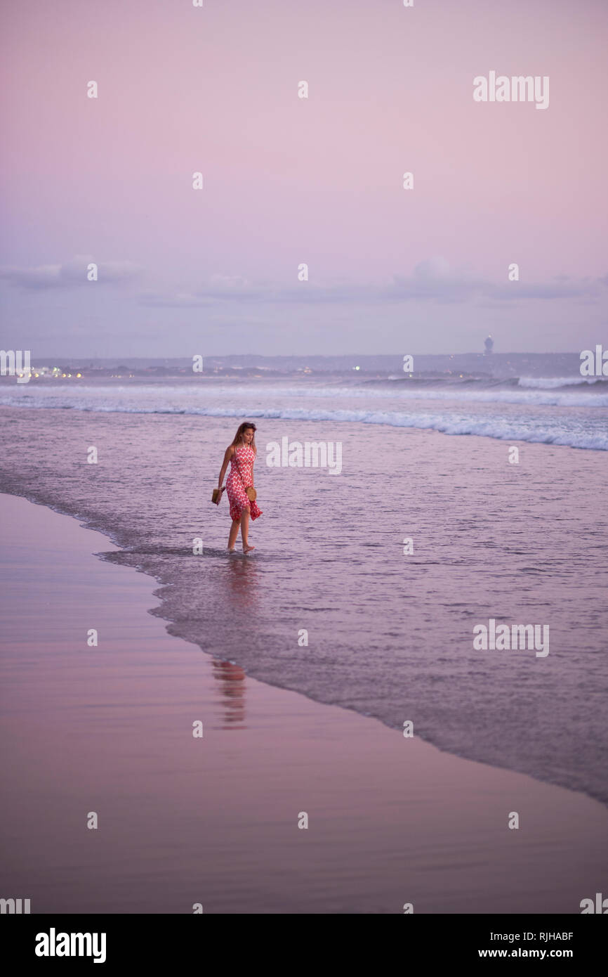 Seminyak beach resort hi-res stock photography and images - Alamy