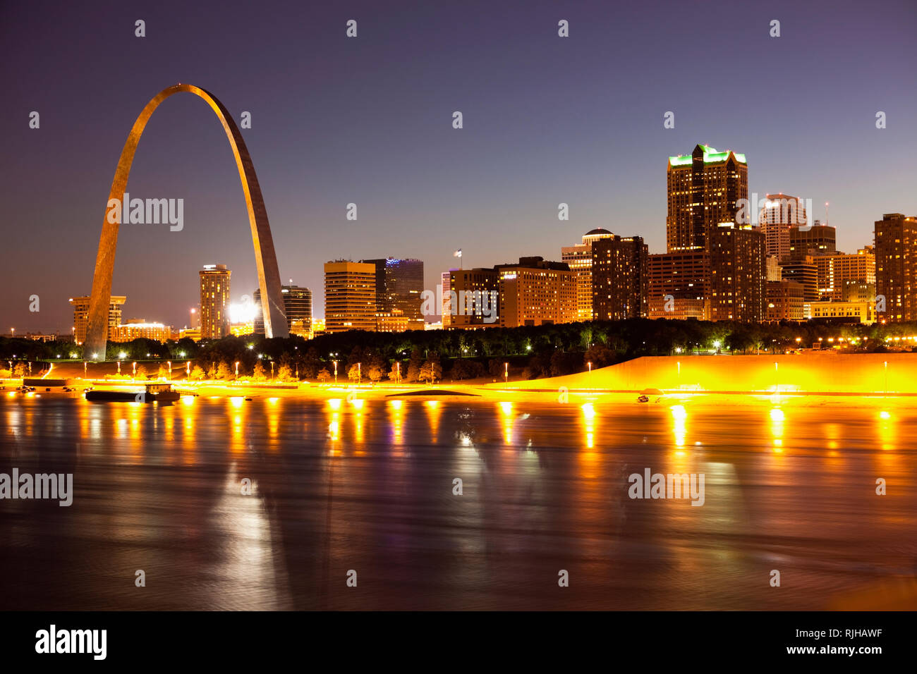 Saint louis night life hi-res stock photography and images - Alamy
