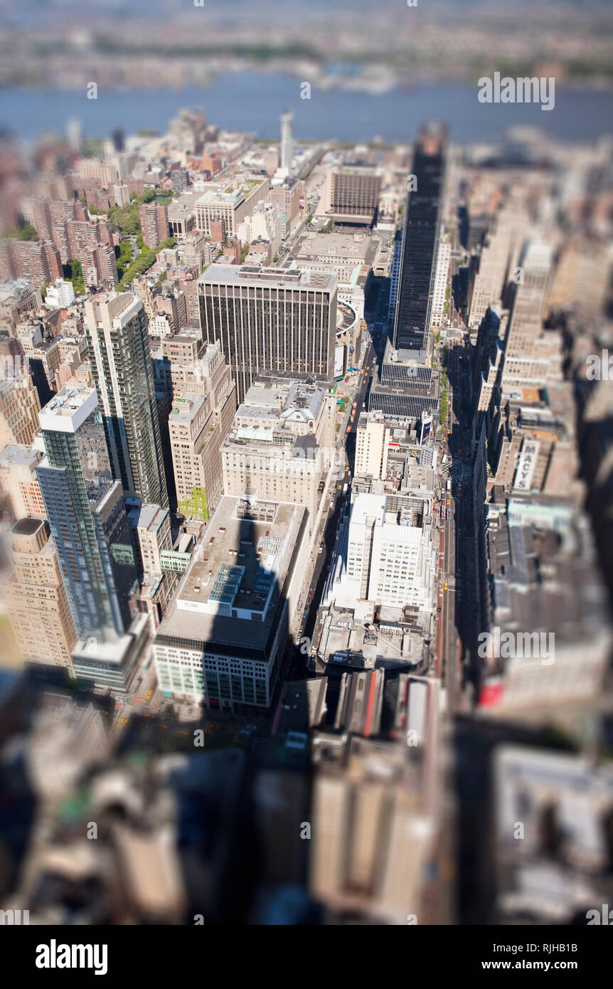 Shadow of the Empire State Building Stock Photo - Alamy