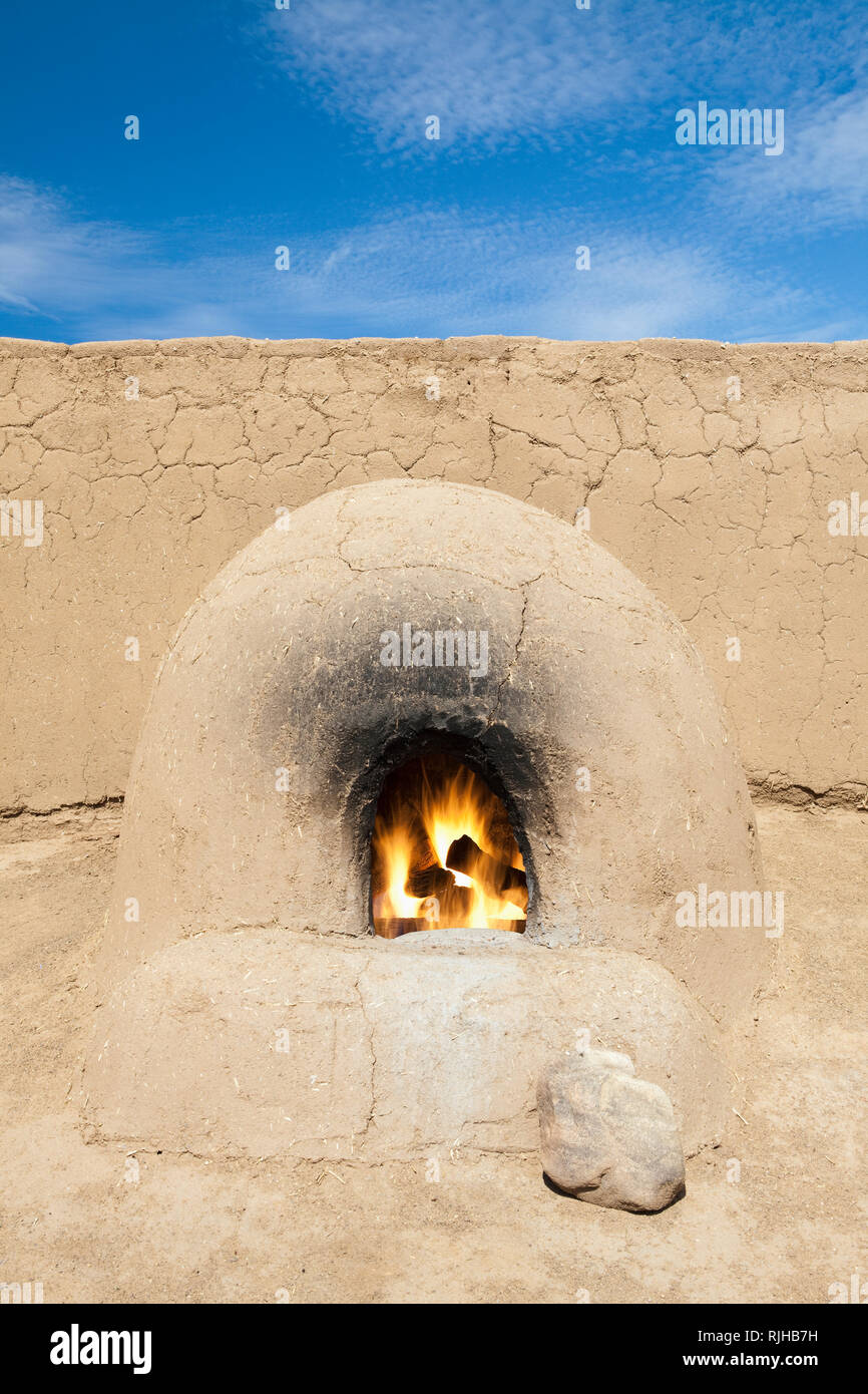 Horno De Adobe High Resolution Stock Photography and Images - Alamy