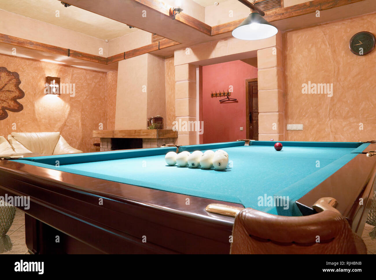 Billiard room pocket hi-res stock photography and images - Alamy