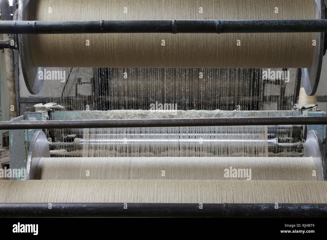 Industrial loom hi-res stock photography and images - Alamy