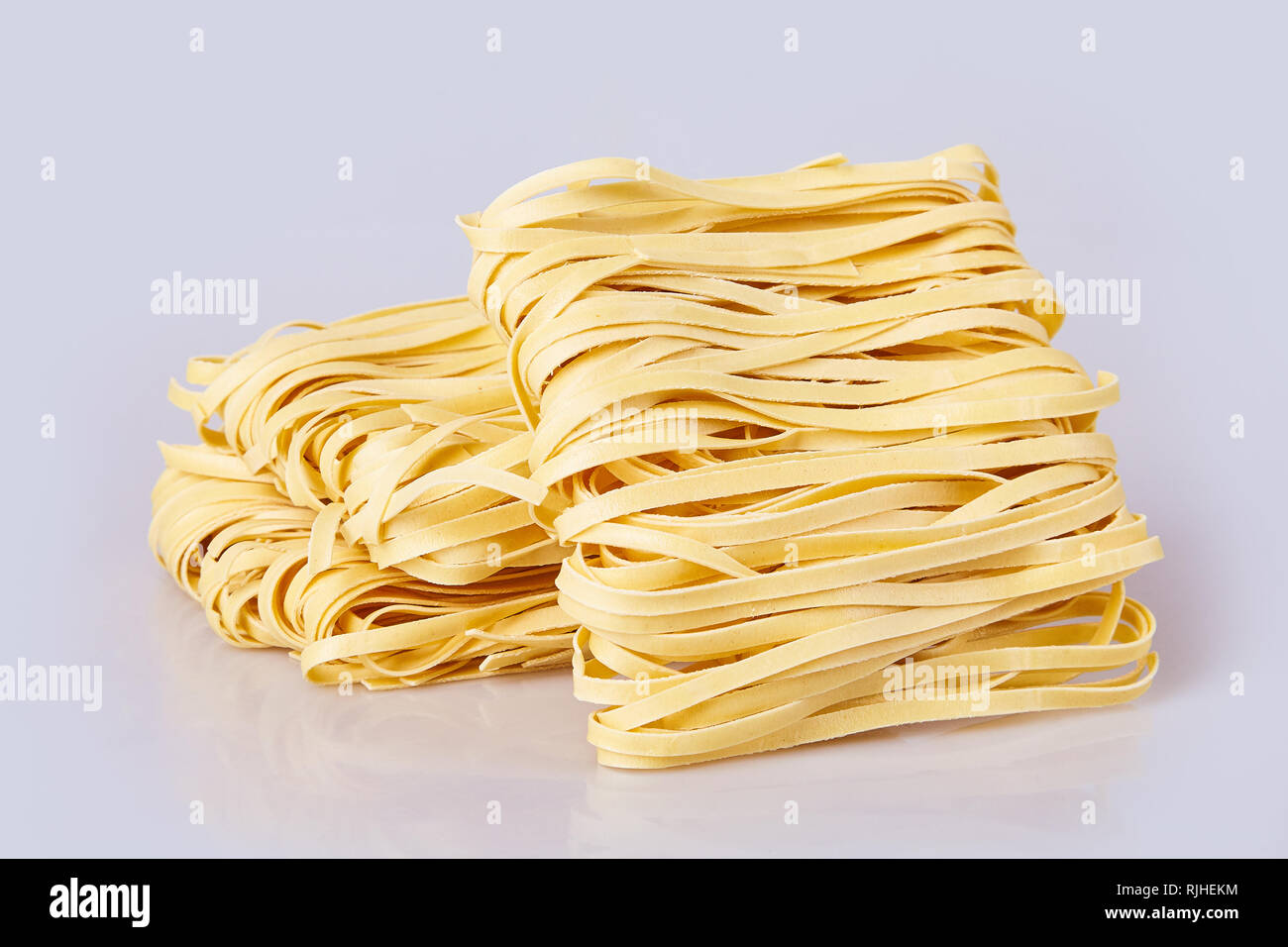Dry thick rolled noodles square shape. Capelli d'angelo, Angel's hair ...