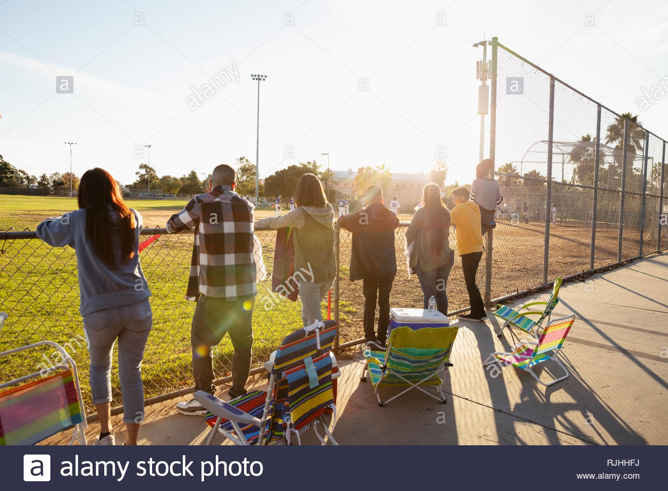 Group at baseball game hi-res stock photography and images - Alamy