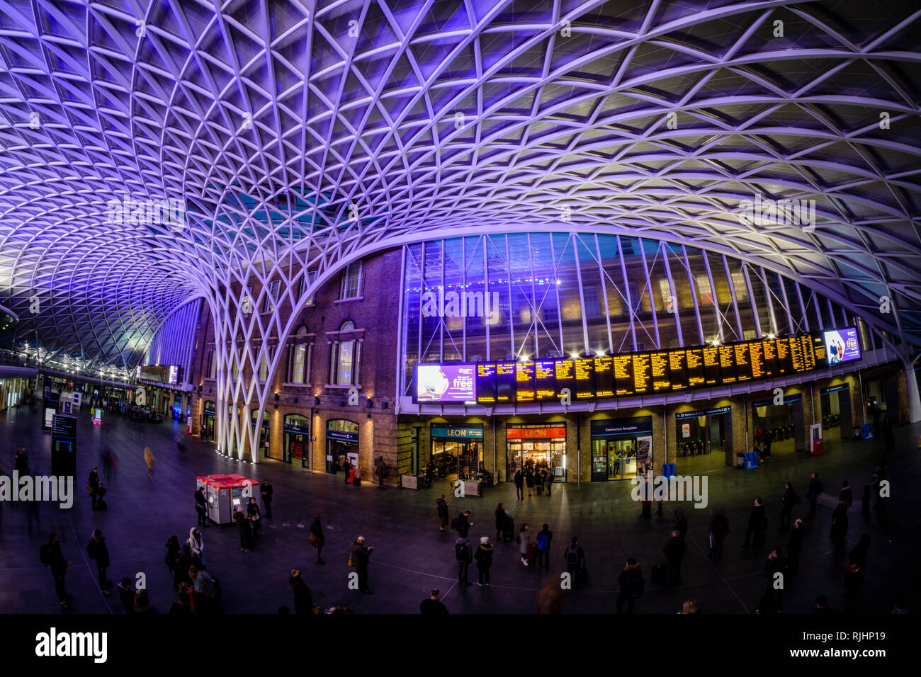 Kings Cross Railway Station, London, England Stock Photo - Alamy