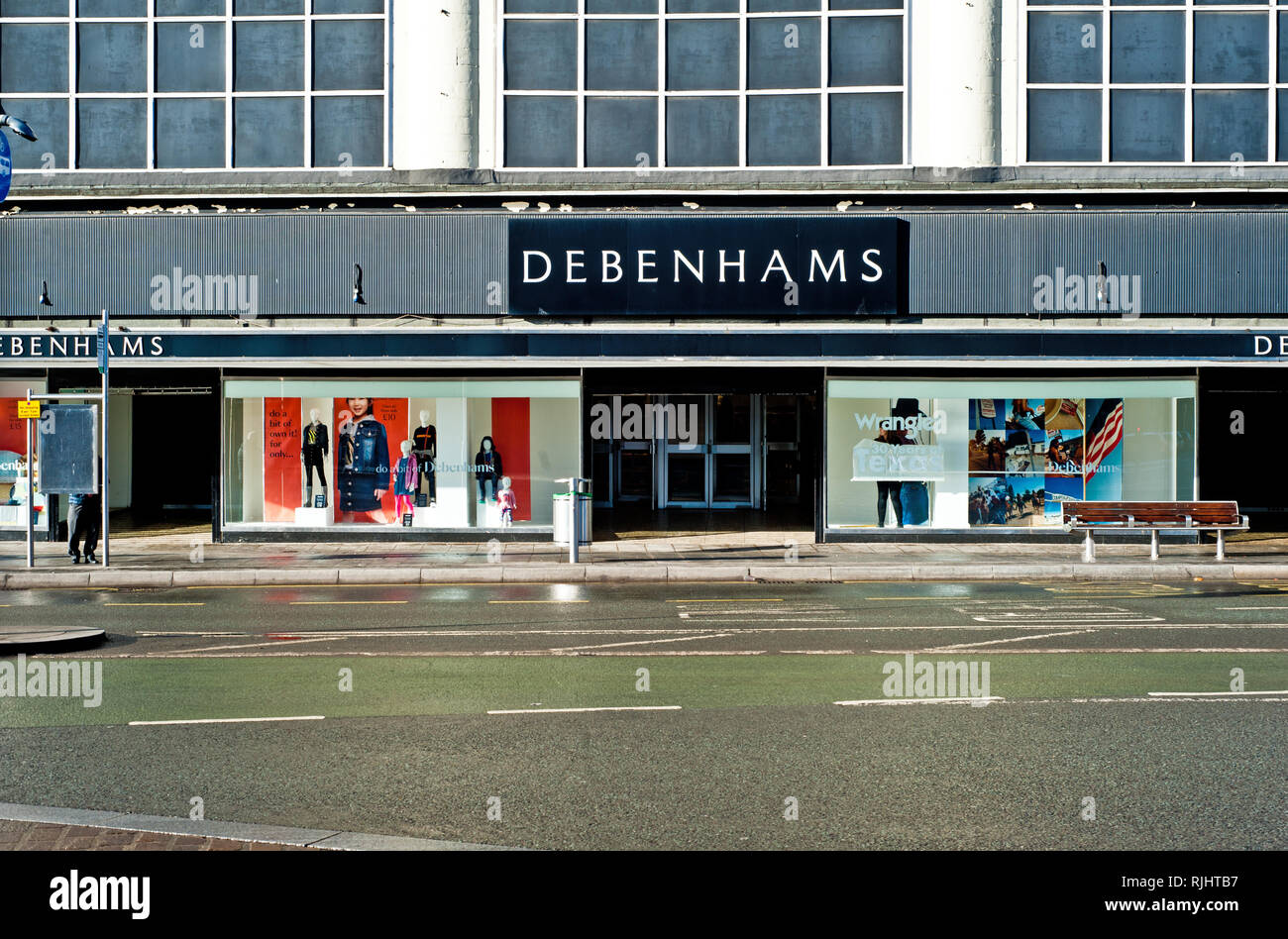 Debenhams department store high street hi-res stock photography and ...