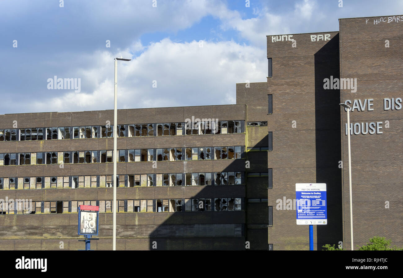 Cavendish House a derelict office building in the centre of Dudley ...