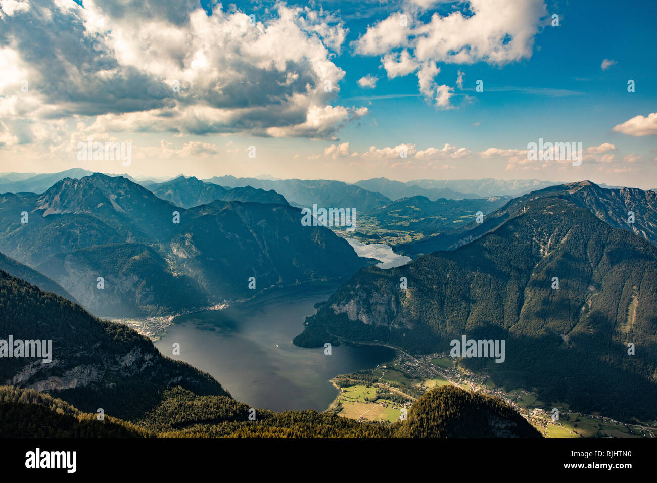 Ariel views alps hi-res stock photography and images - Alamy
