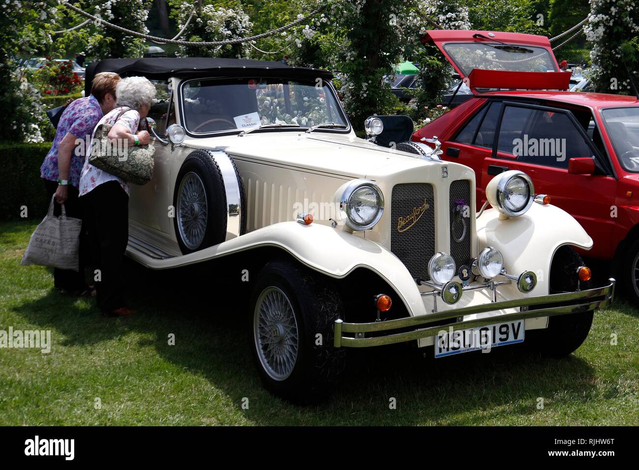 Dozens of classic cars on display at the Pied Piper Appeal Summer Show ...