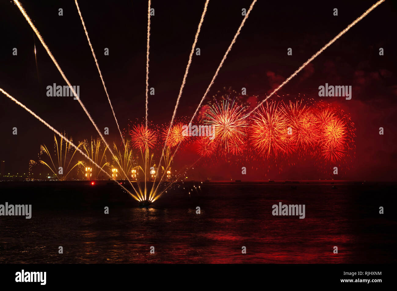 Kuwait City fireworks Stock Photo - Alamy