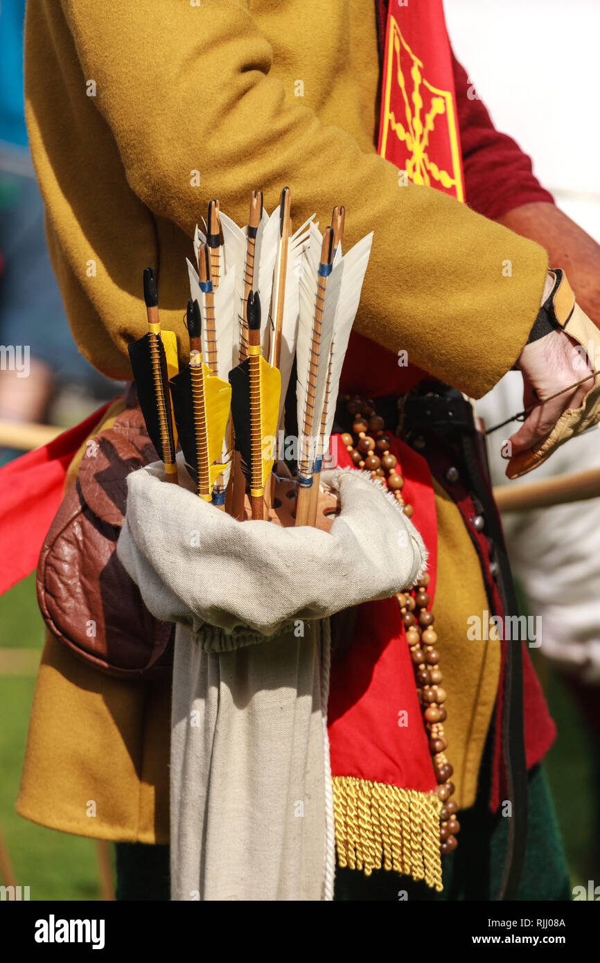 Medieval quiver hi-res stock photography and images - Alamy