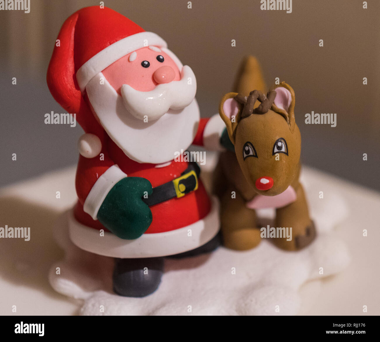 Santa and rudolph hi-res stock photography and images - Alamy