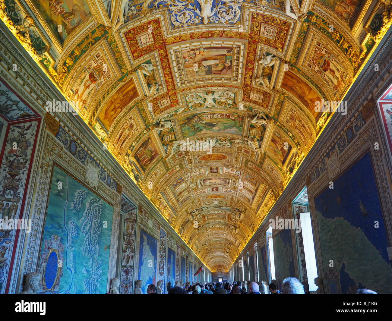 Ceiling of Gallery of Maps in the Vatican Museum - Vatican City - Rome - Italy Stock Photo - Alamy