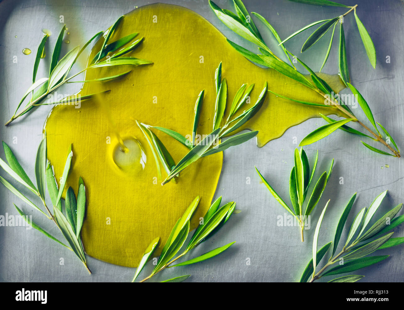 Puddle of oil hi-res stock photography and images - Alamy