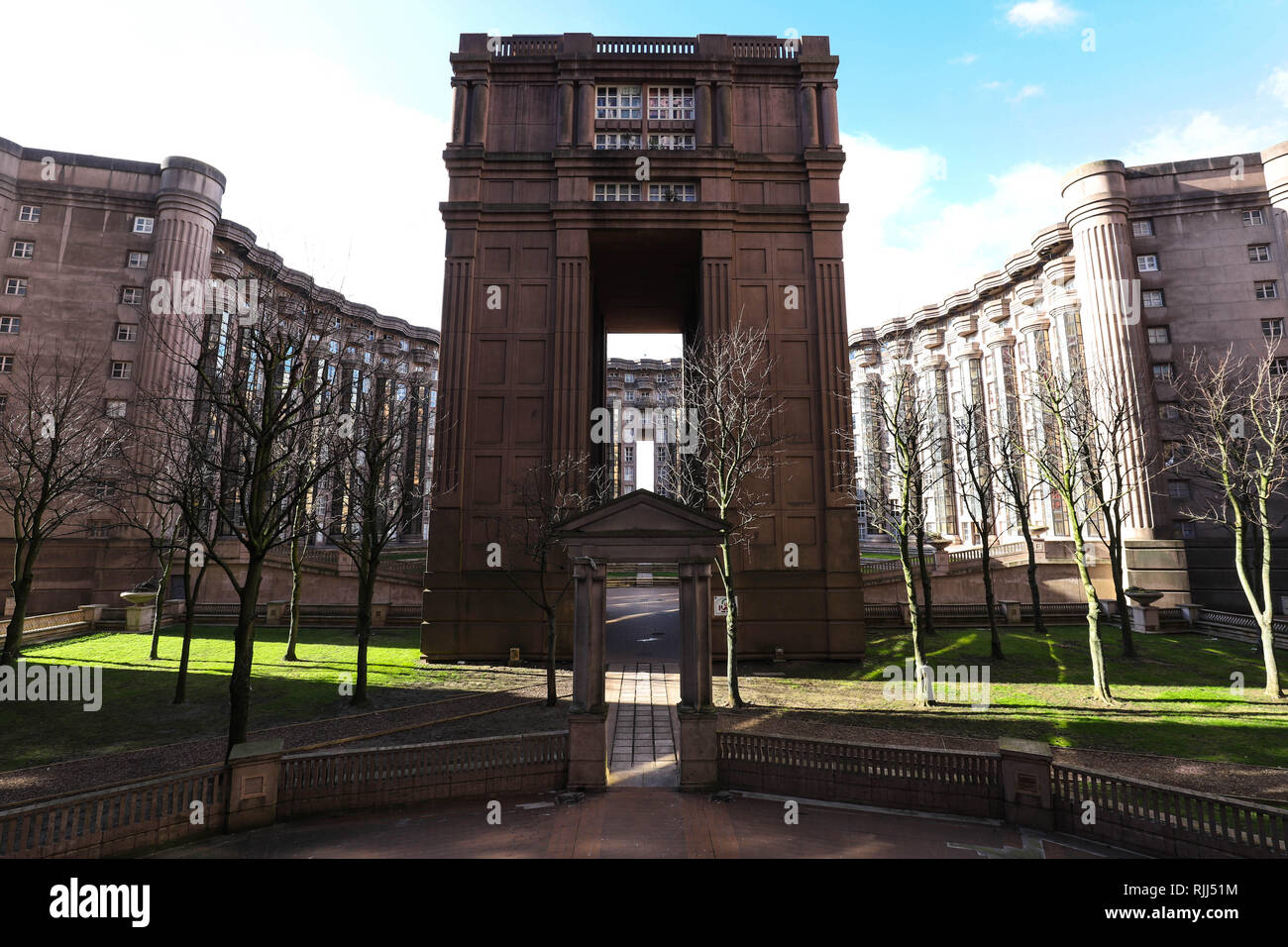 Monumental scale hi-res stock photography and images - Alamy