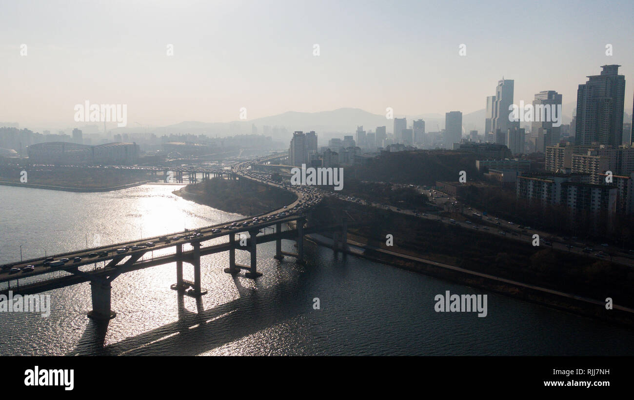 Seoul han river sun drone hi-res stock photography and images - Alamy
