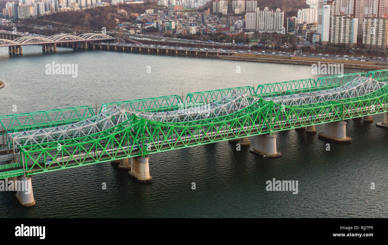 Seoul han river sun drone hi-res stock photography and images - Alamy