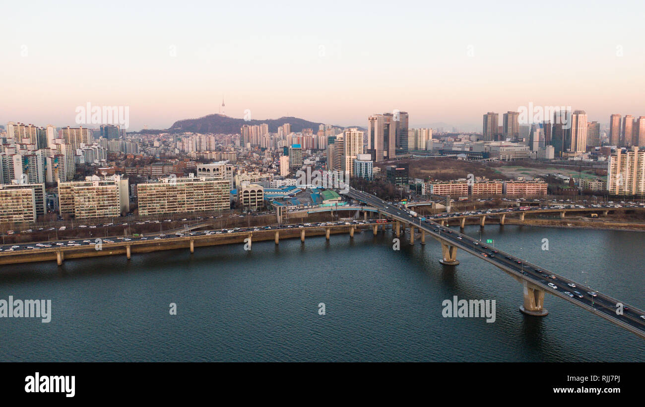 Seoul han river sun drone hi-res stock photography and images - Alamy