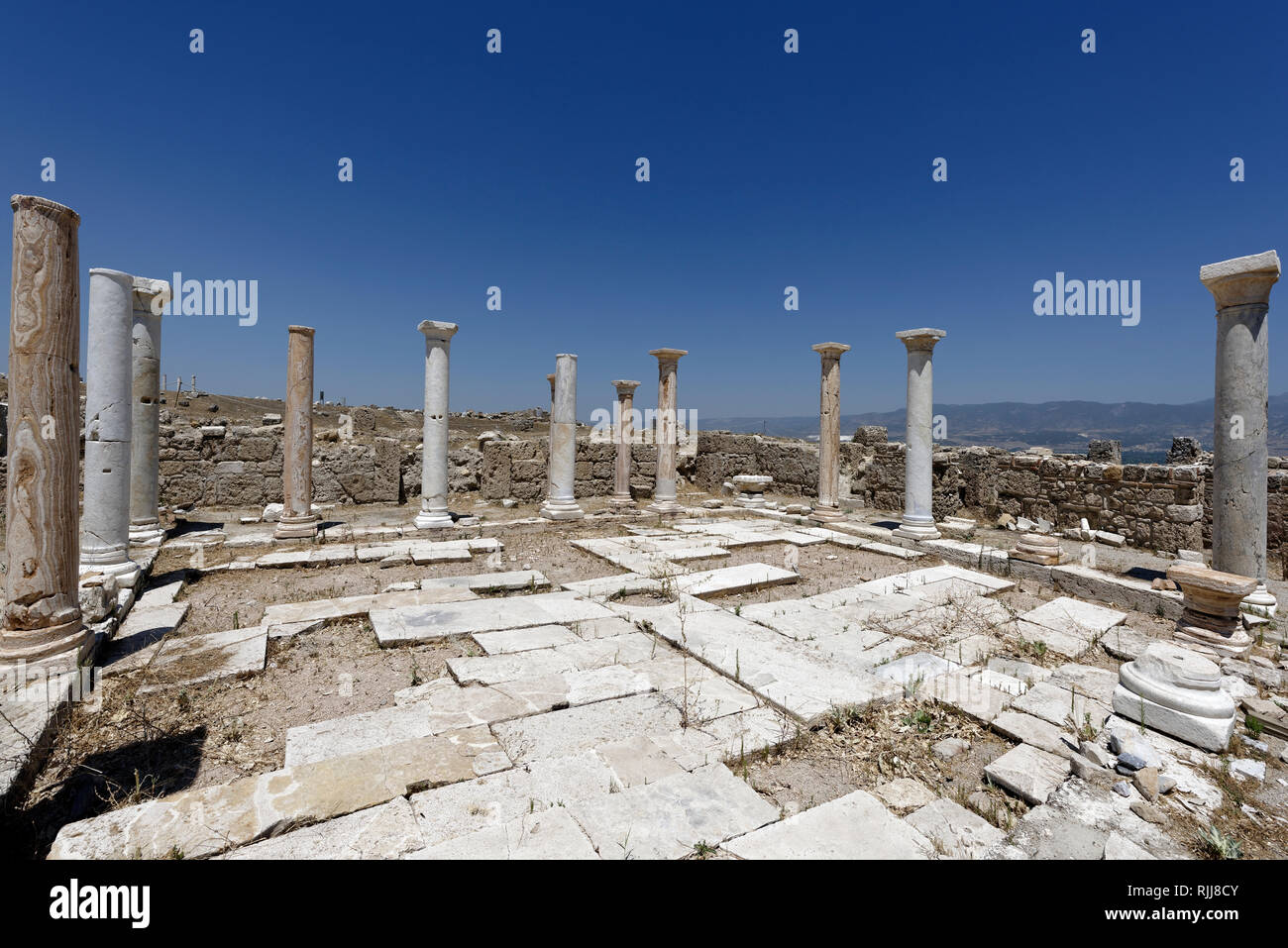 Peristyle Columns High Resolution Stock Photography and Images - Alamy