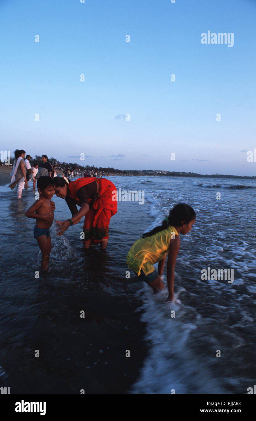 Dip in the ocean hi-res stock photography and images - Alamy