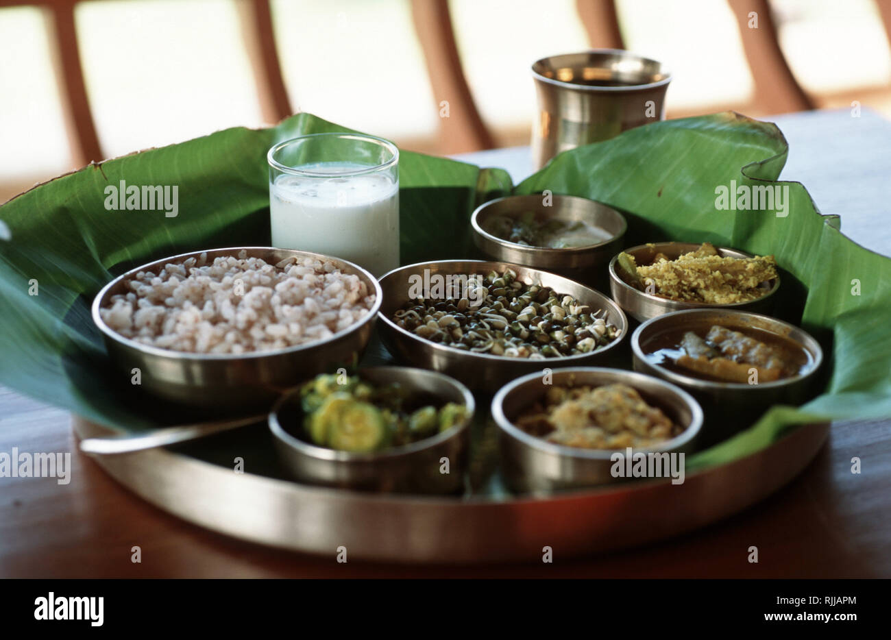 Thaali hi-res stock photography and images - Alamy