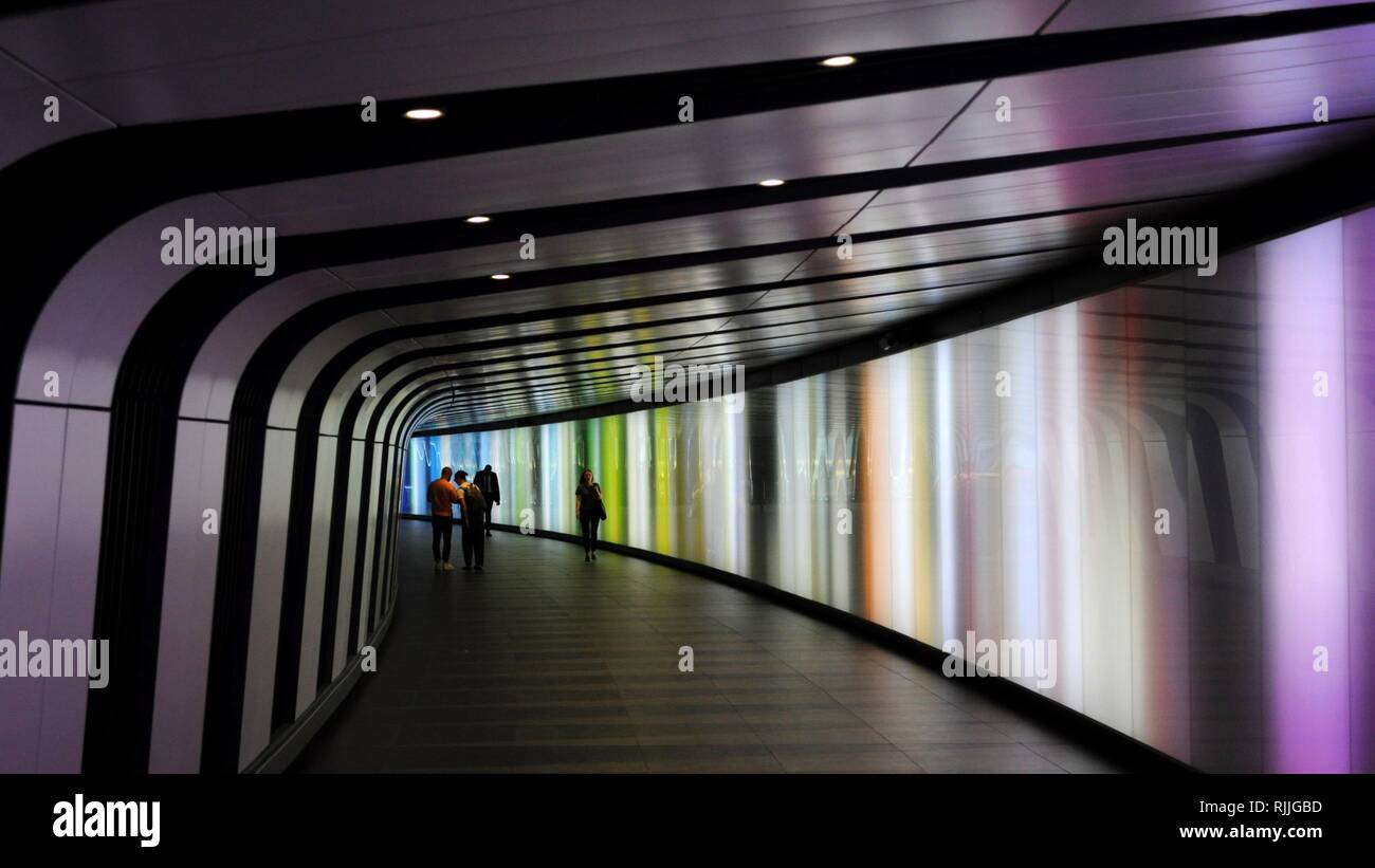 King's Cross Tunnel between King's Cross and St Pancras railway ...
