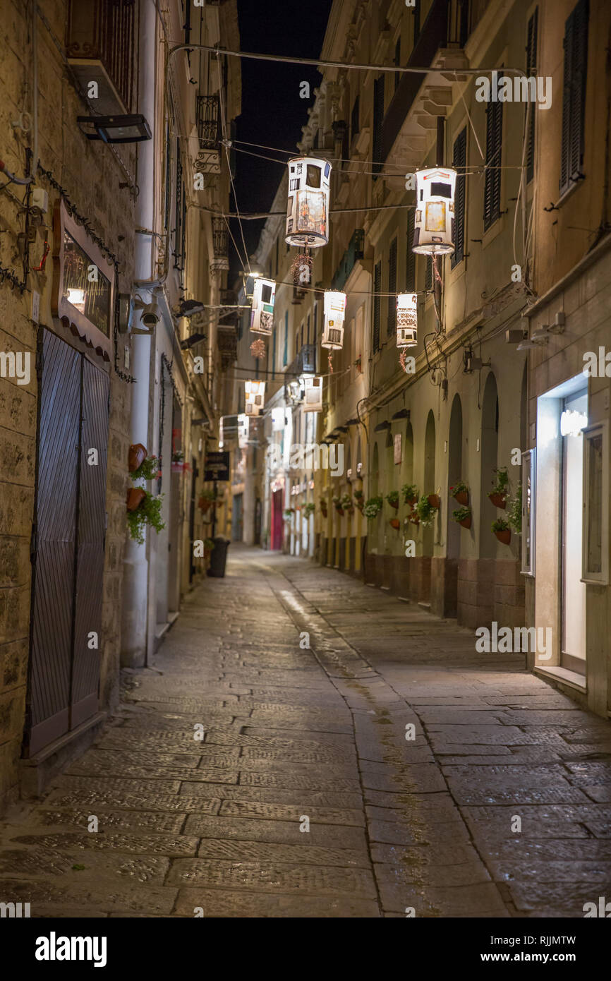 Street of old city of Alghero Stock Photo - Alamy