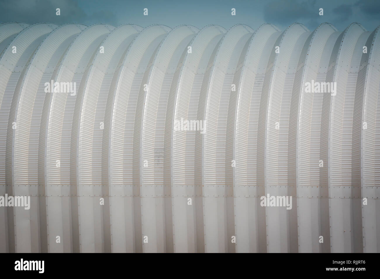 Half round building hi-res stock photography and images - Alamy