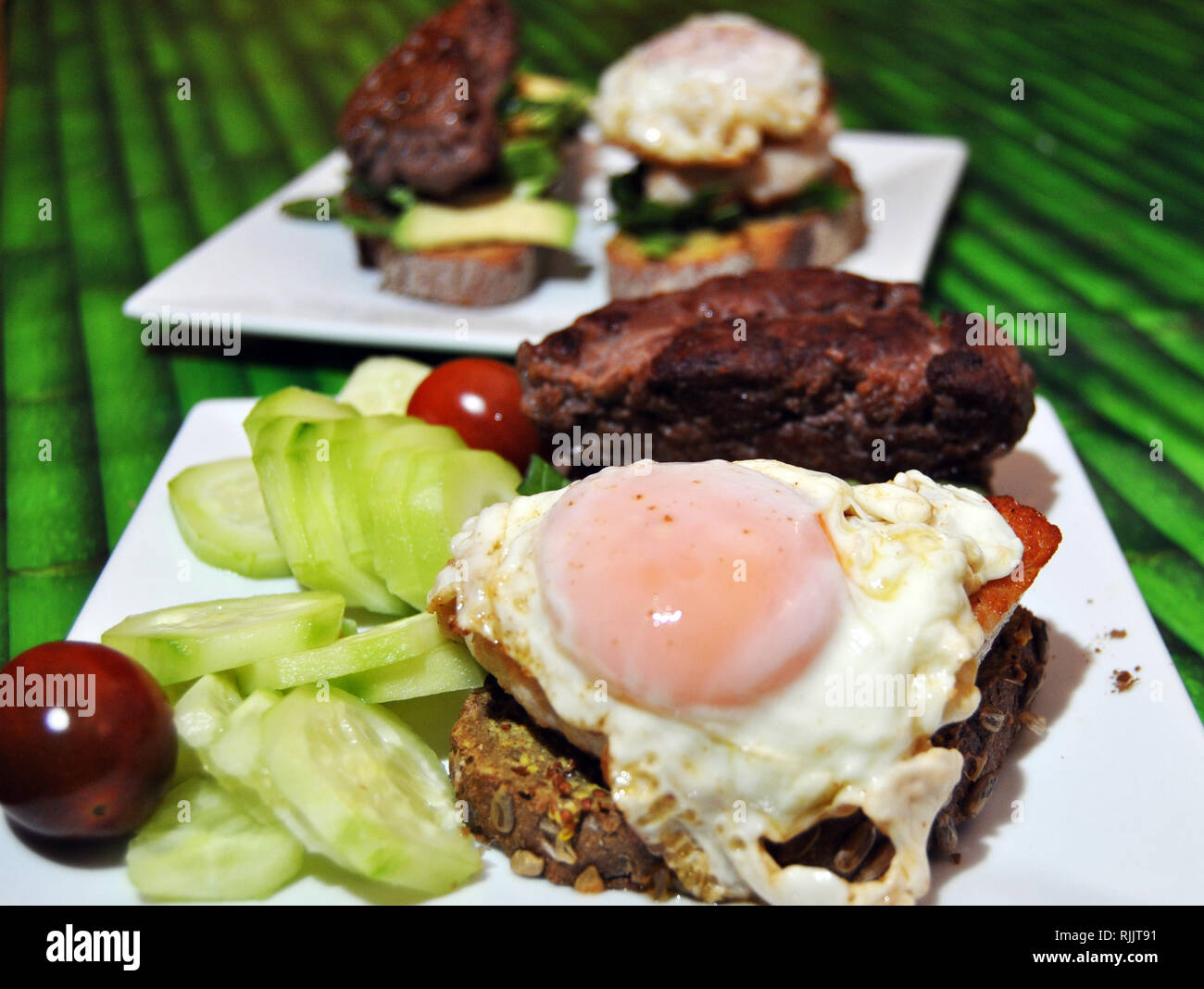Hamburguesas de carne hi-res stock photography and images - Alamy