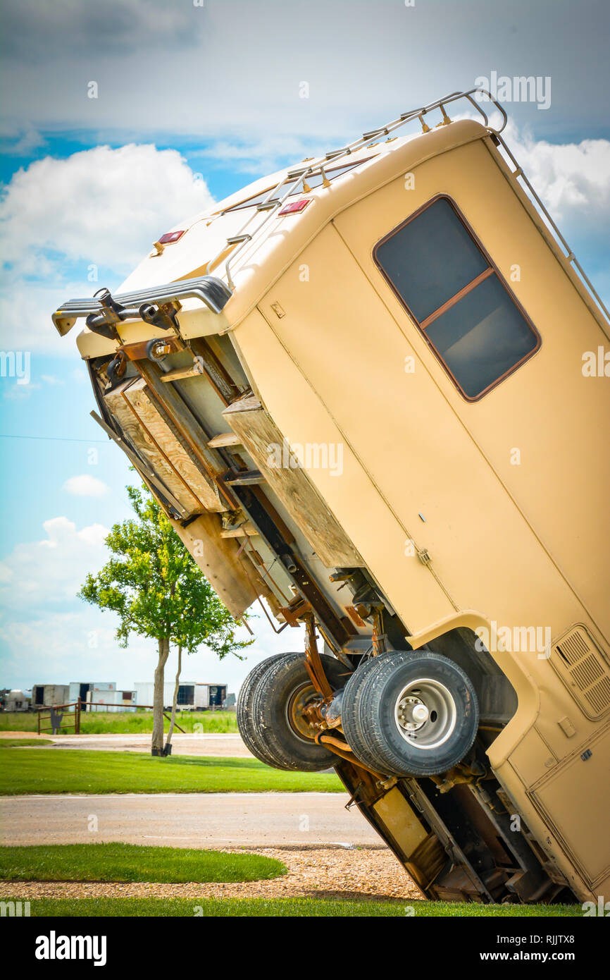 Old rv hi-res stock photography and images - Alamy
