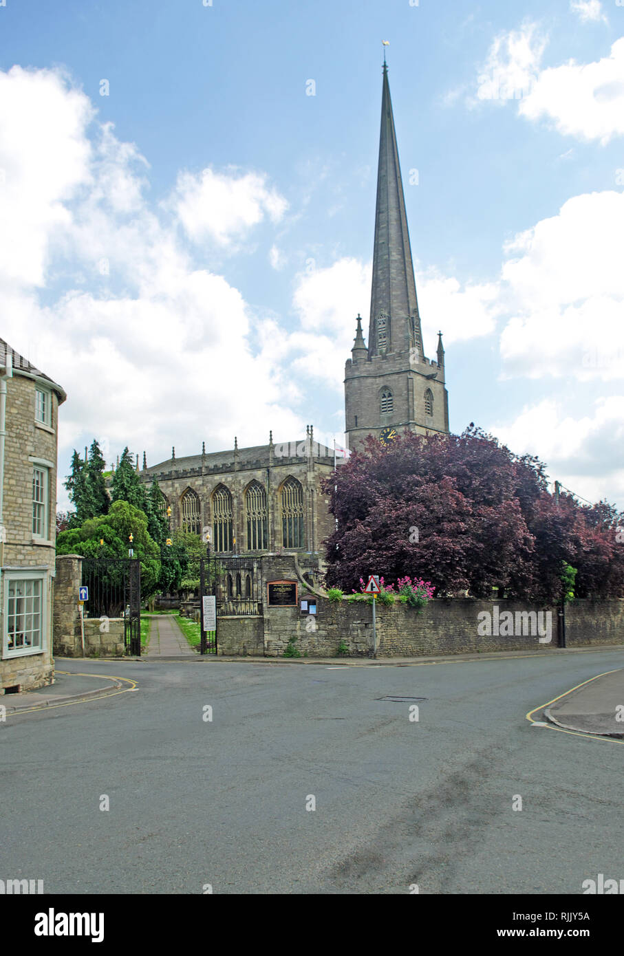 Tetbury gloucestershire and church hi-res stock photography and images ...