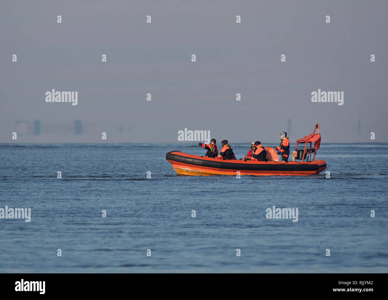 RNLI Lifeboat crew, training in Wyre Estuary, Fleetwood Stock Photo - Alamy