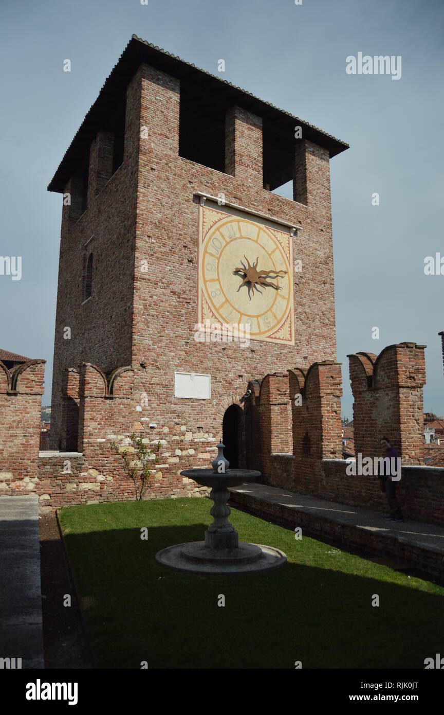 Museo castelvecchio hi-res stock photography and images - Alamy