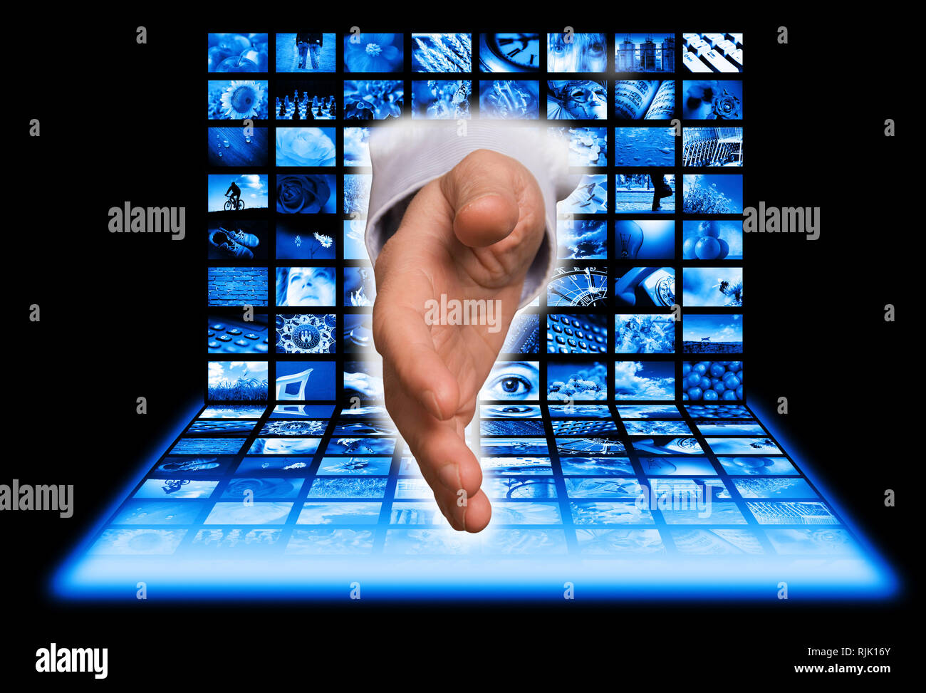 Coming forward hi-res stock photography and images - Alamy