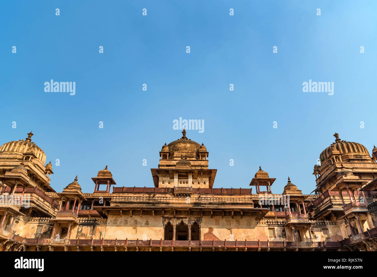Outside view of Jahangir Mahal or Raja Palace Inside Orchha Fort ...
