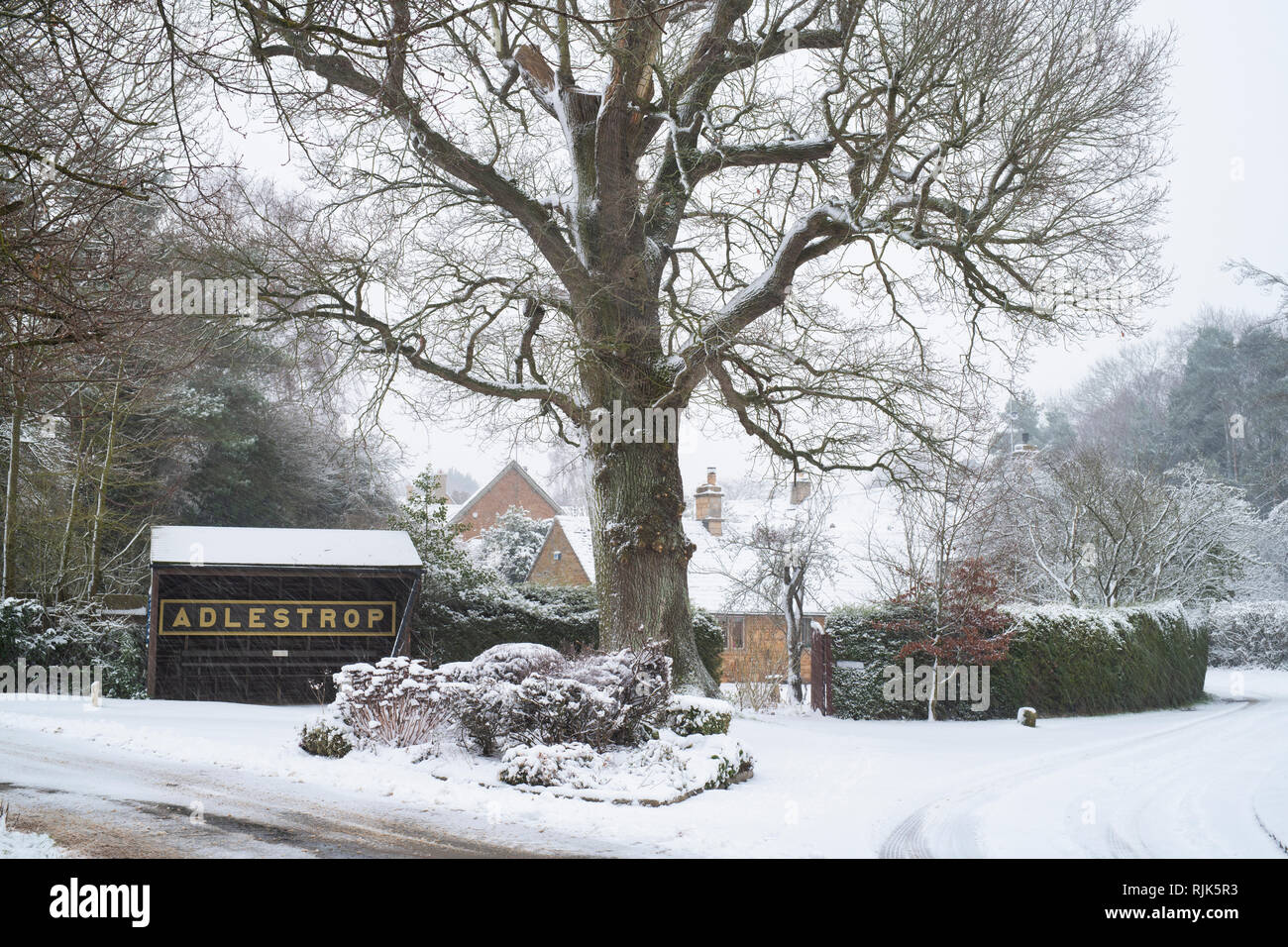 Adlestrop house hi-res stock photography and images - Alamy