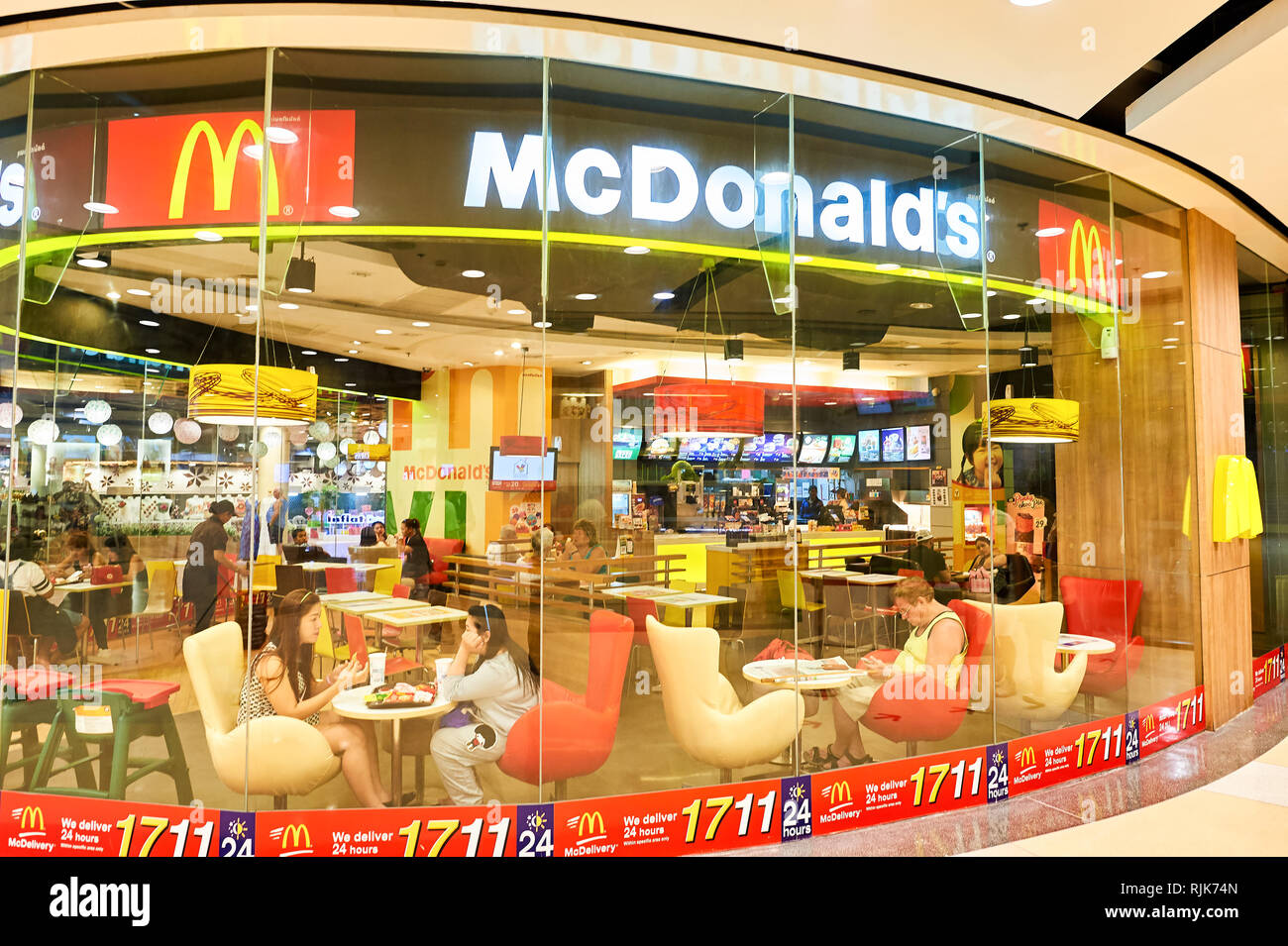 PATTAYA, THAILAND - FEBRUARY 22, 2016: view of McDonald's restaurant ...