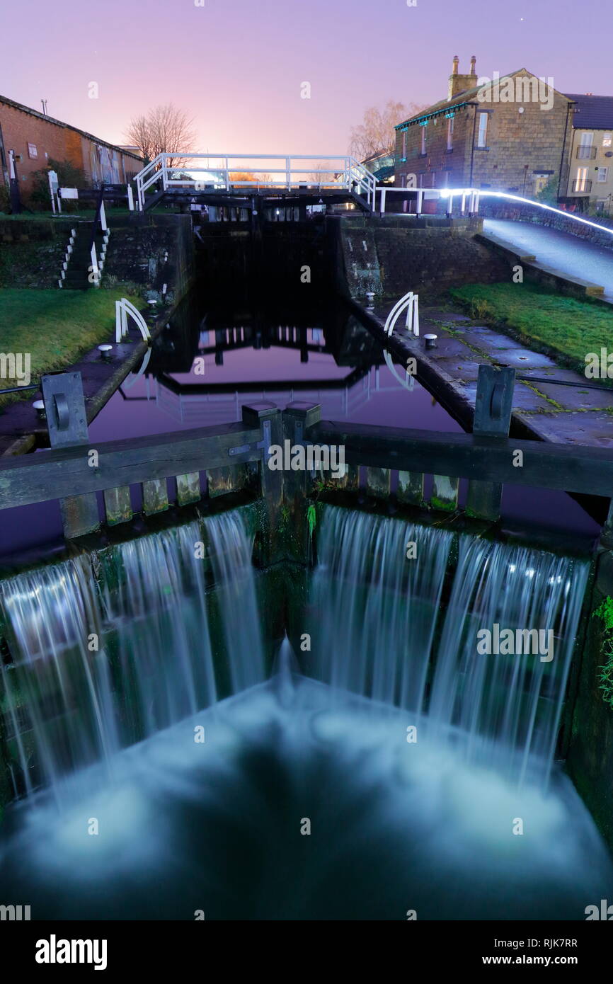 A Lock Gate along the Leeds & Liverpool Canal near Leeds City Centre ...