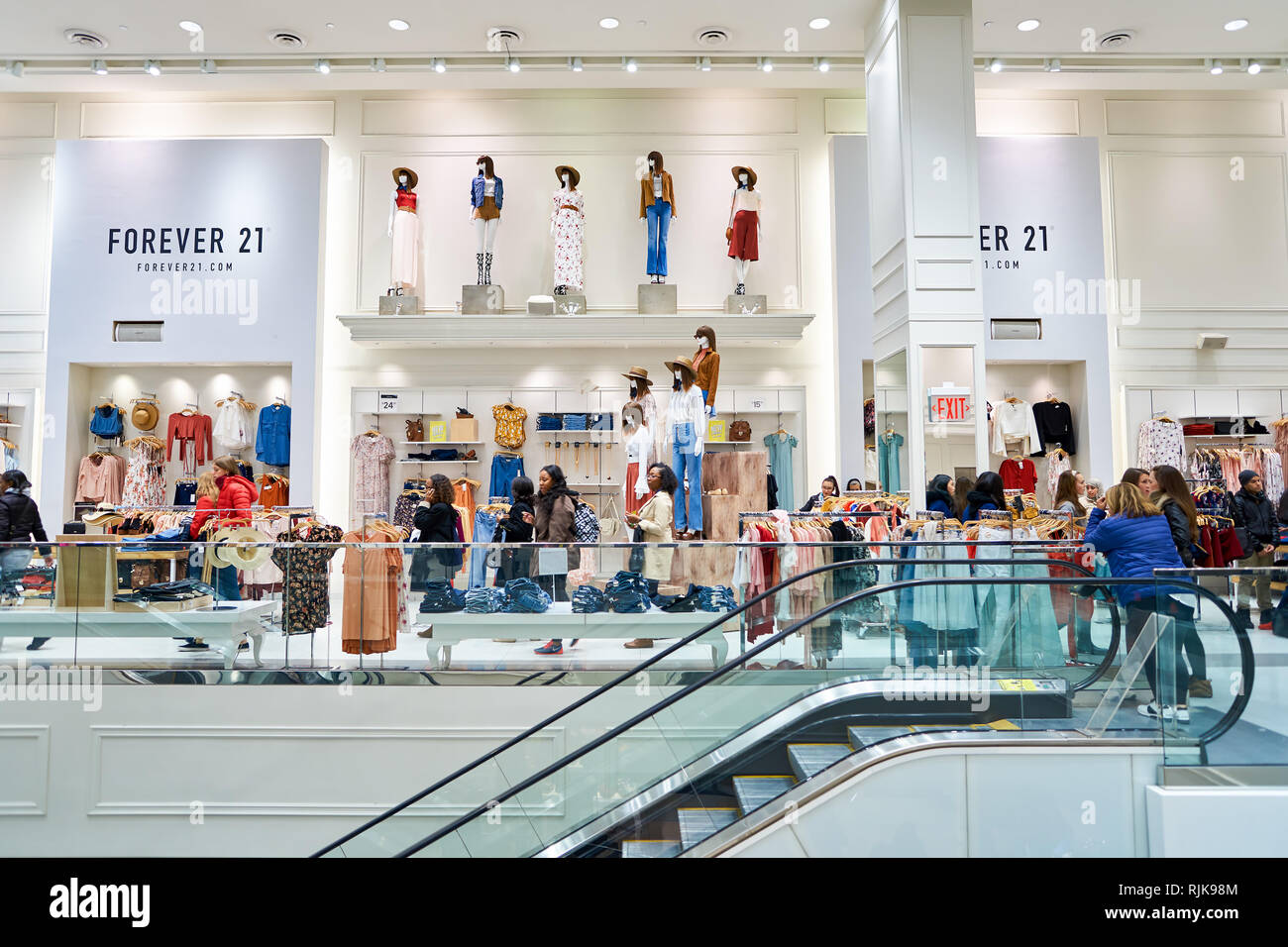 NEW YORK - MARCH 19, 2016: inside of Forever 21 in New-York. Forever 21 ...