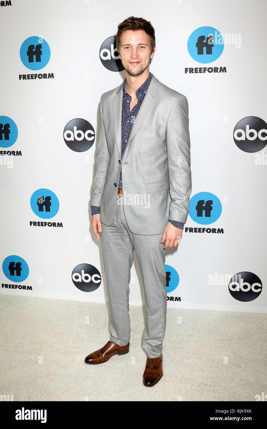 February 5, 2019 - Pasadena, CA, USA - LOS ANGELES - FEB 5: Sam Straley ...