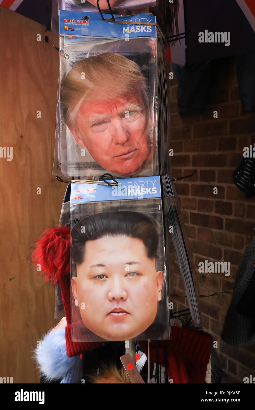 Kim jong un masks hi-res stock photography and images - Alamy