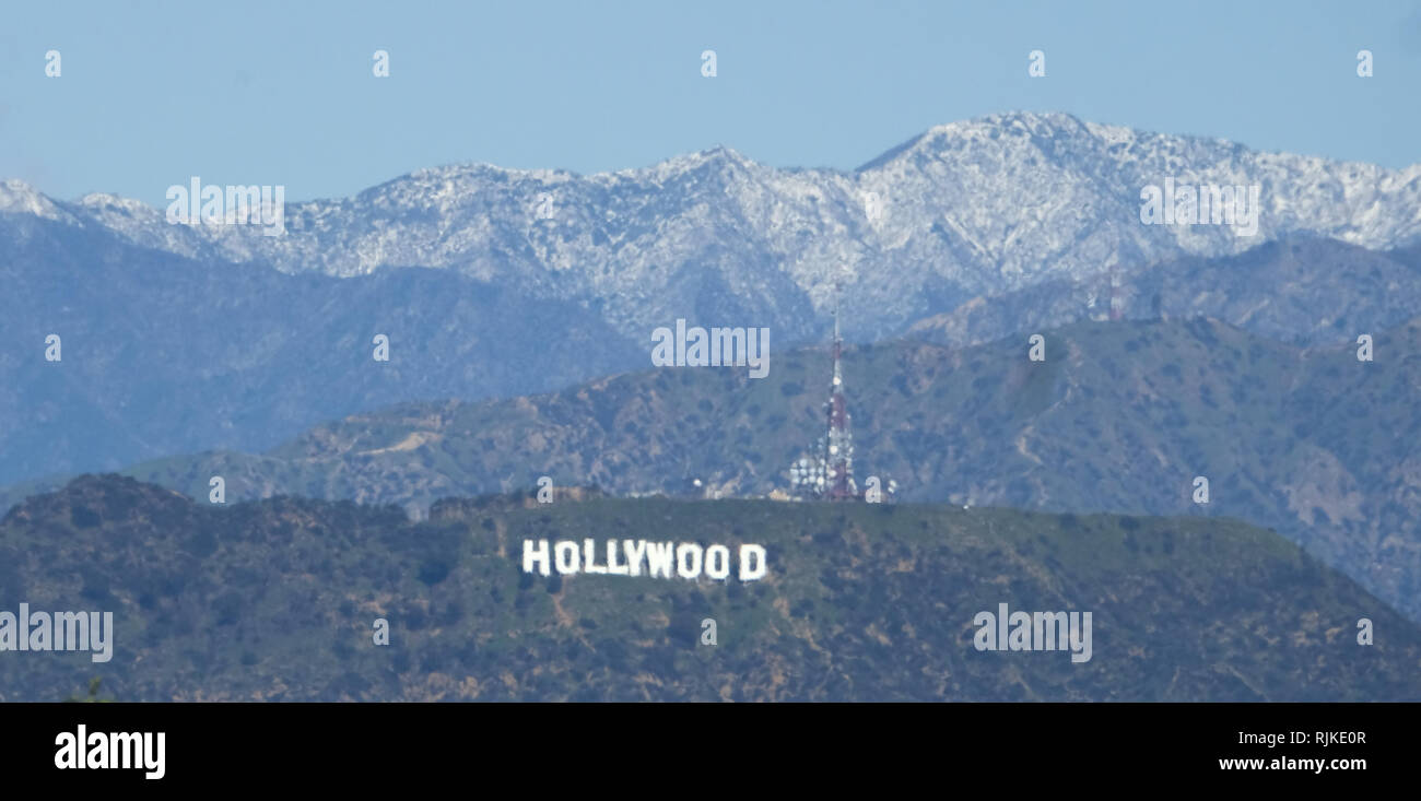 Los Angeles, California, USA. 19th Jan, 2019. Snow covered the ...