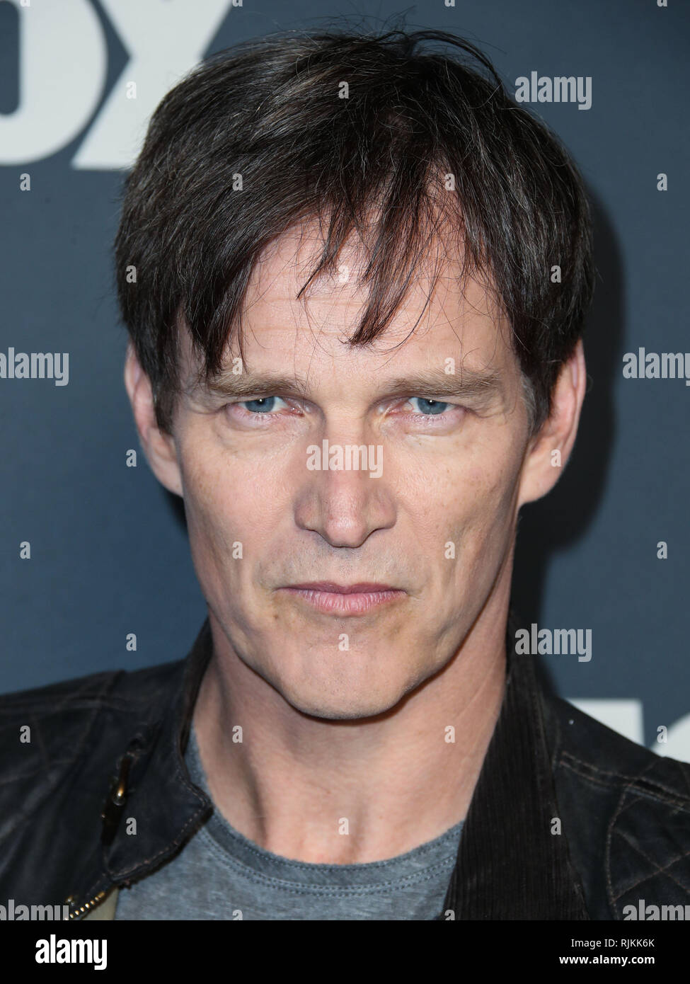 PASADENA, LOS ANGELES, CA, USA - FEBRUARY 06: Actor Stephen Moyer ...