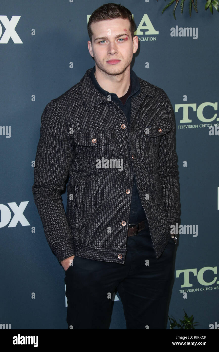 PASADENA, LOS ANGELES, CA, USA - FEBRUARY 06: Actor Oliver Stark ...
