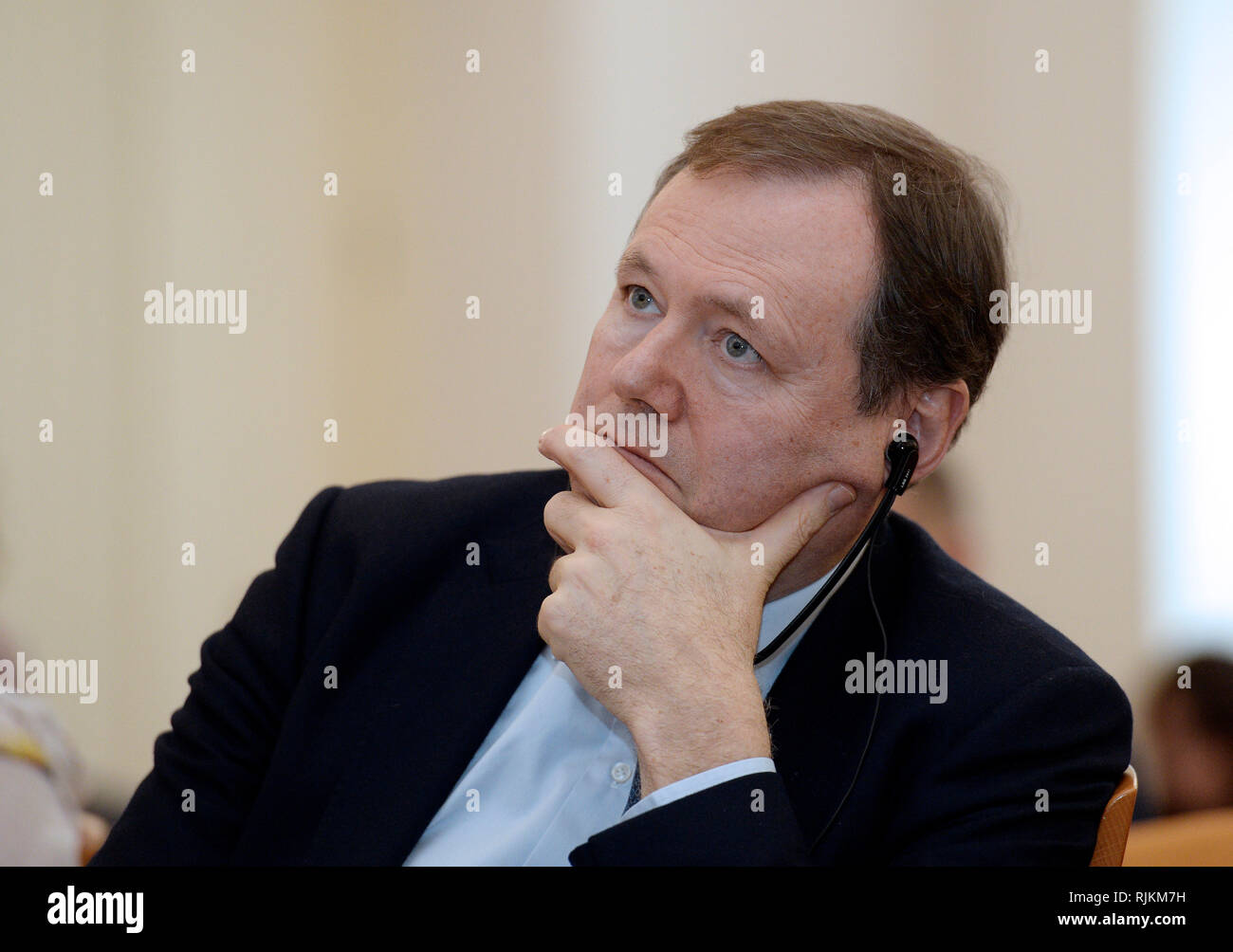 Dg connect hi-res stock photography and images - Alamy