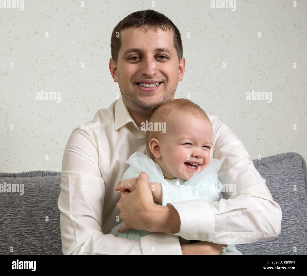 Father hugs hi-res stock photography and images - Alamy