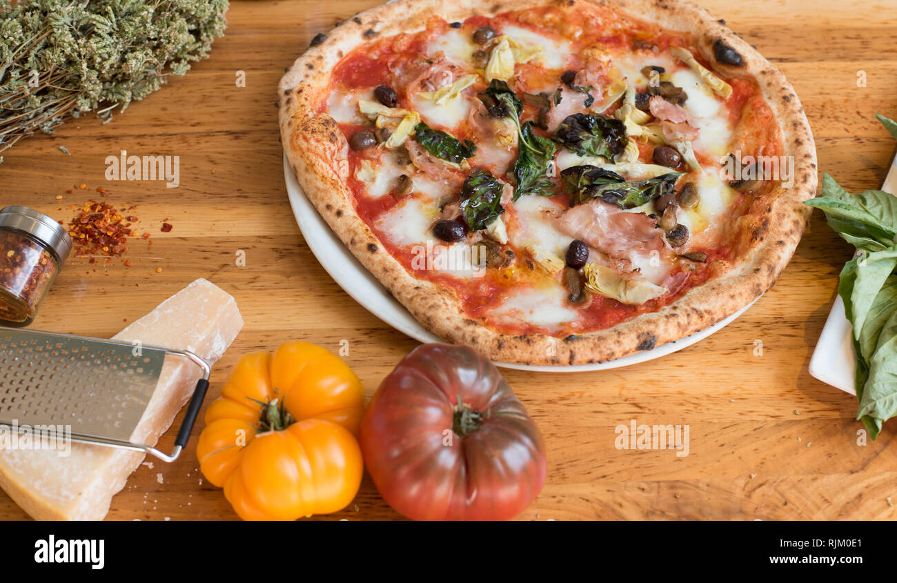 Gourmet pizza hi-res stock photography and images - Alamy