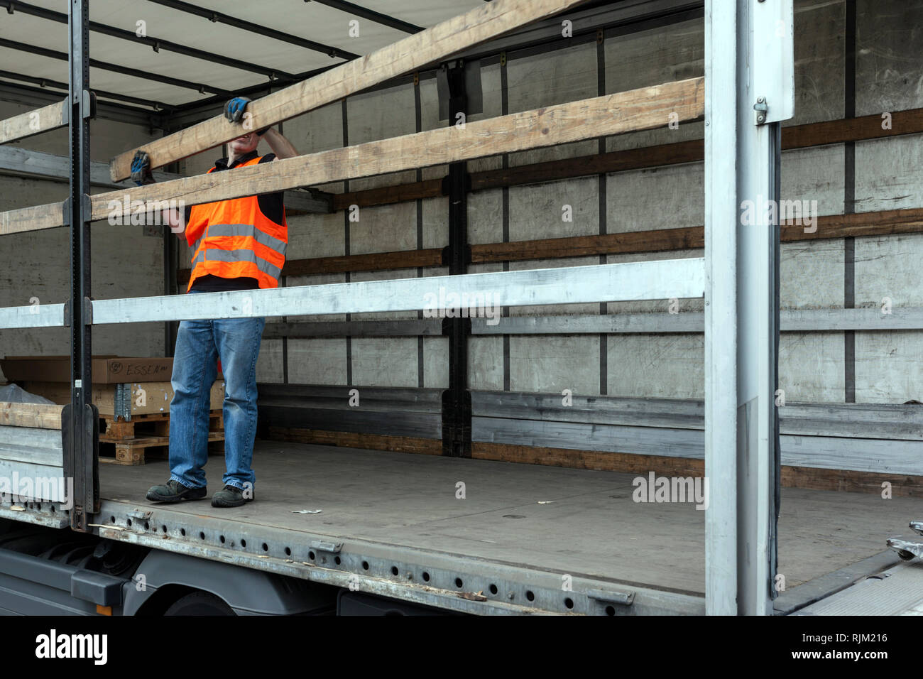 Load Securing Stock Photos & Load Securing Stock Images - Alamy Load Securing Stock Photos & Load Securing Stock Images - Alamy