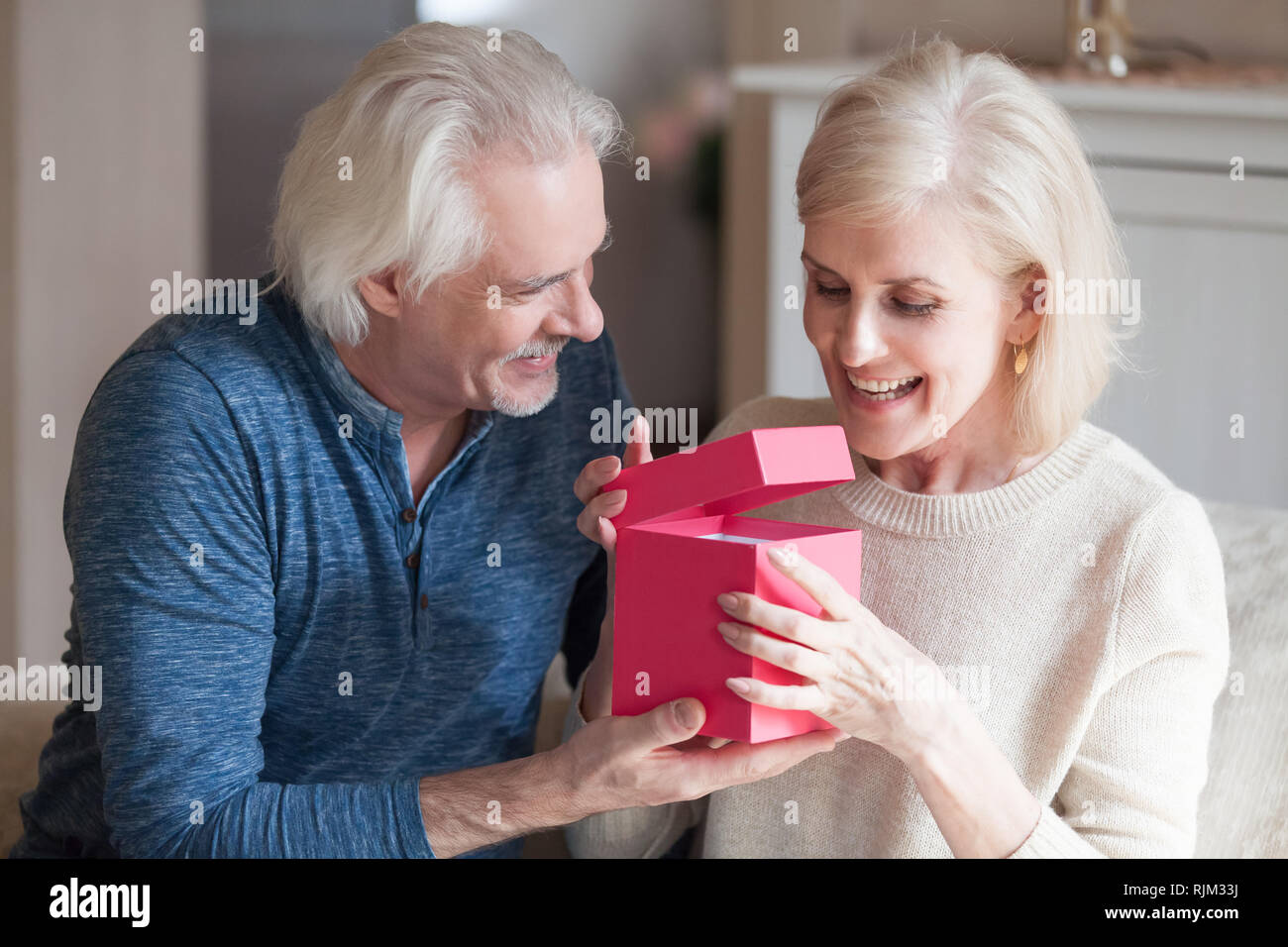 Prepare relations hi-res stock photography and images - Alamy