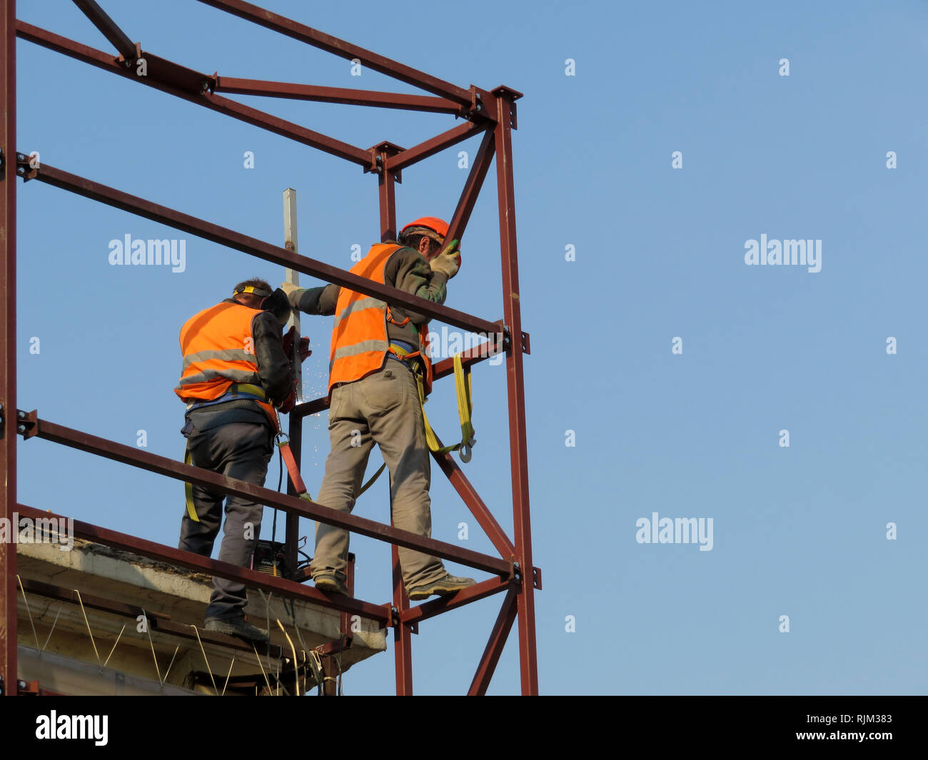 Builders workers hi-res stock photography and images - Alamy